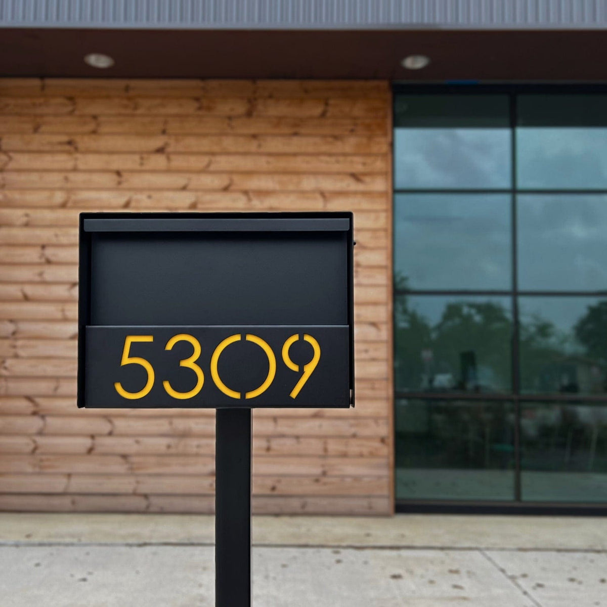 Barton LG Modern Mailbox - Bold MFG & Supply